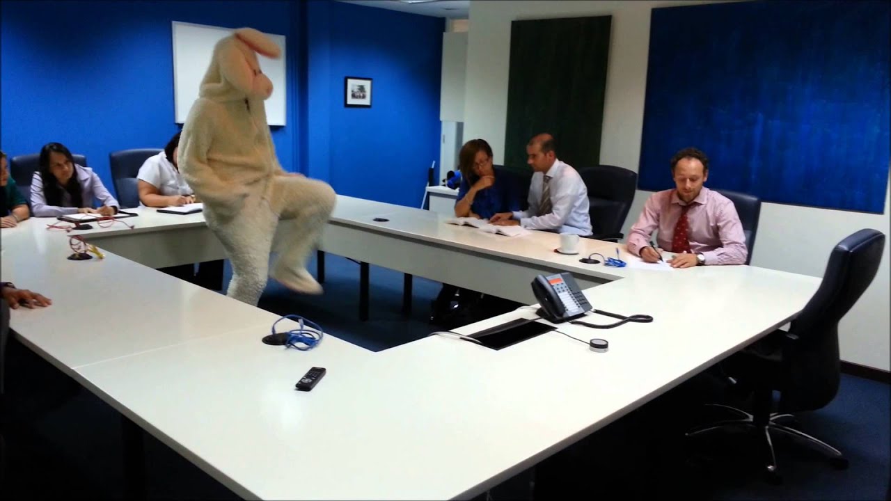 Harlem Shake PwC Aruba - YouTube