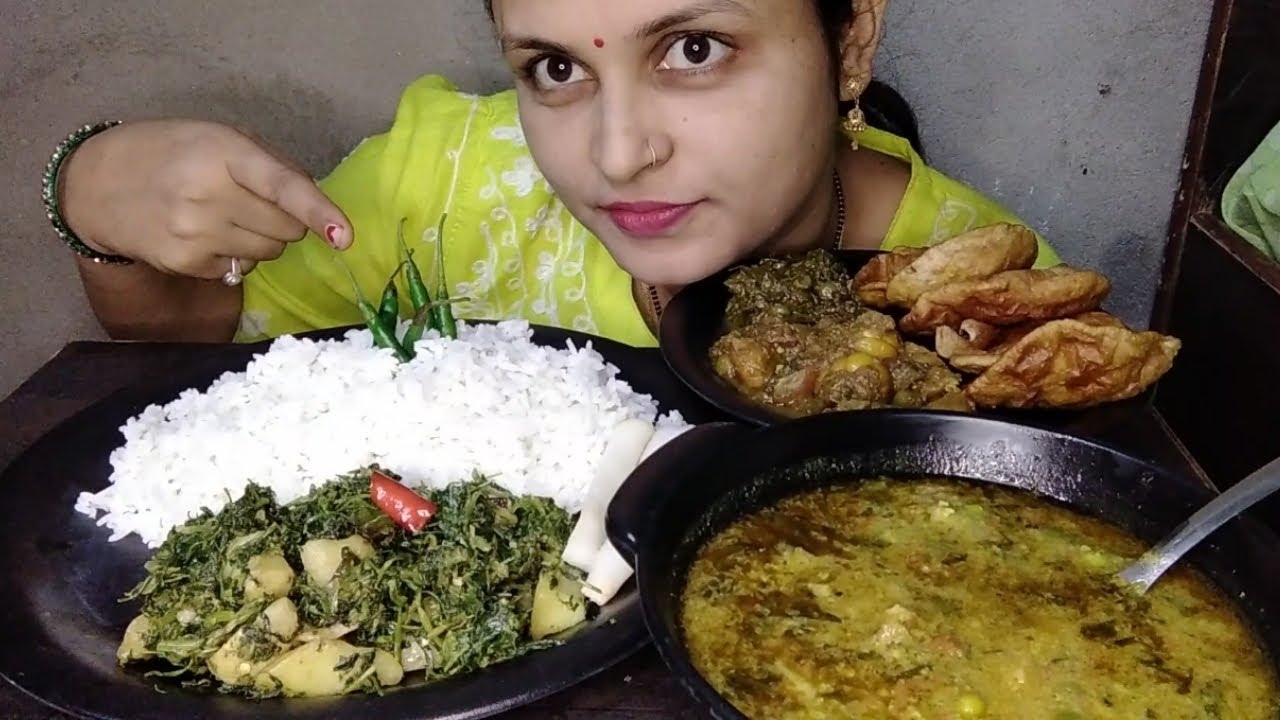 Village Style Matar Nimona, Rice, Aloo Methi, Garlic Curry, with Puri ...