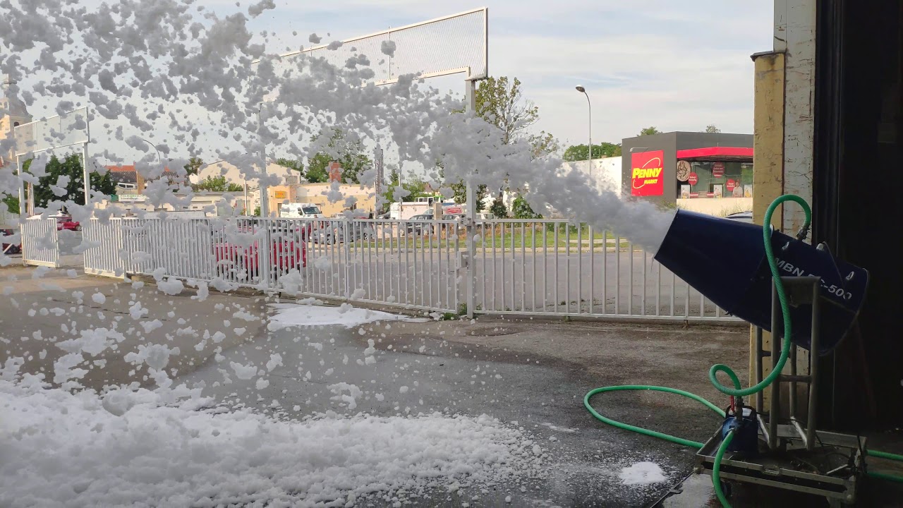 Schaumkanonen Test - YouTube