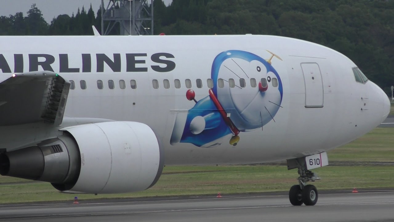 DORAEMON JAL B767 JA610J landing @Narita Airport rwy34R(成田空港/WX970M ...