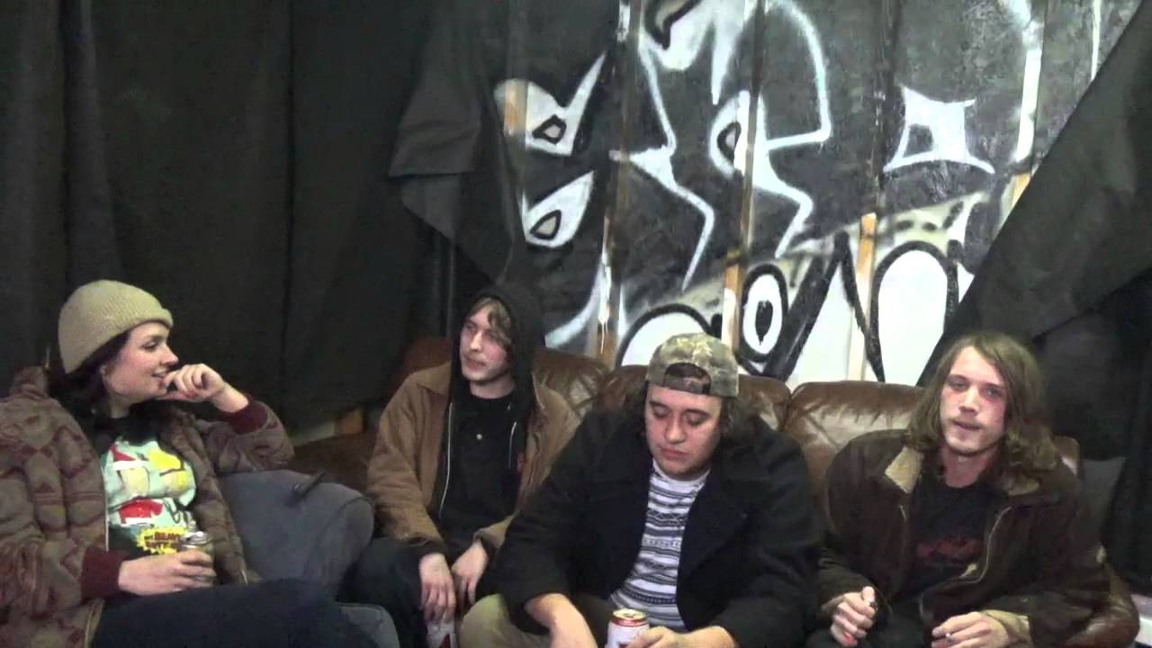 Behind The Scenes With Howl - YouTube