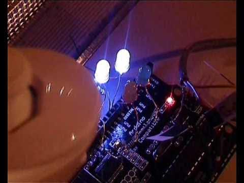 Wii Nunchuck Arduino interface to other projects - YouTube