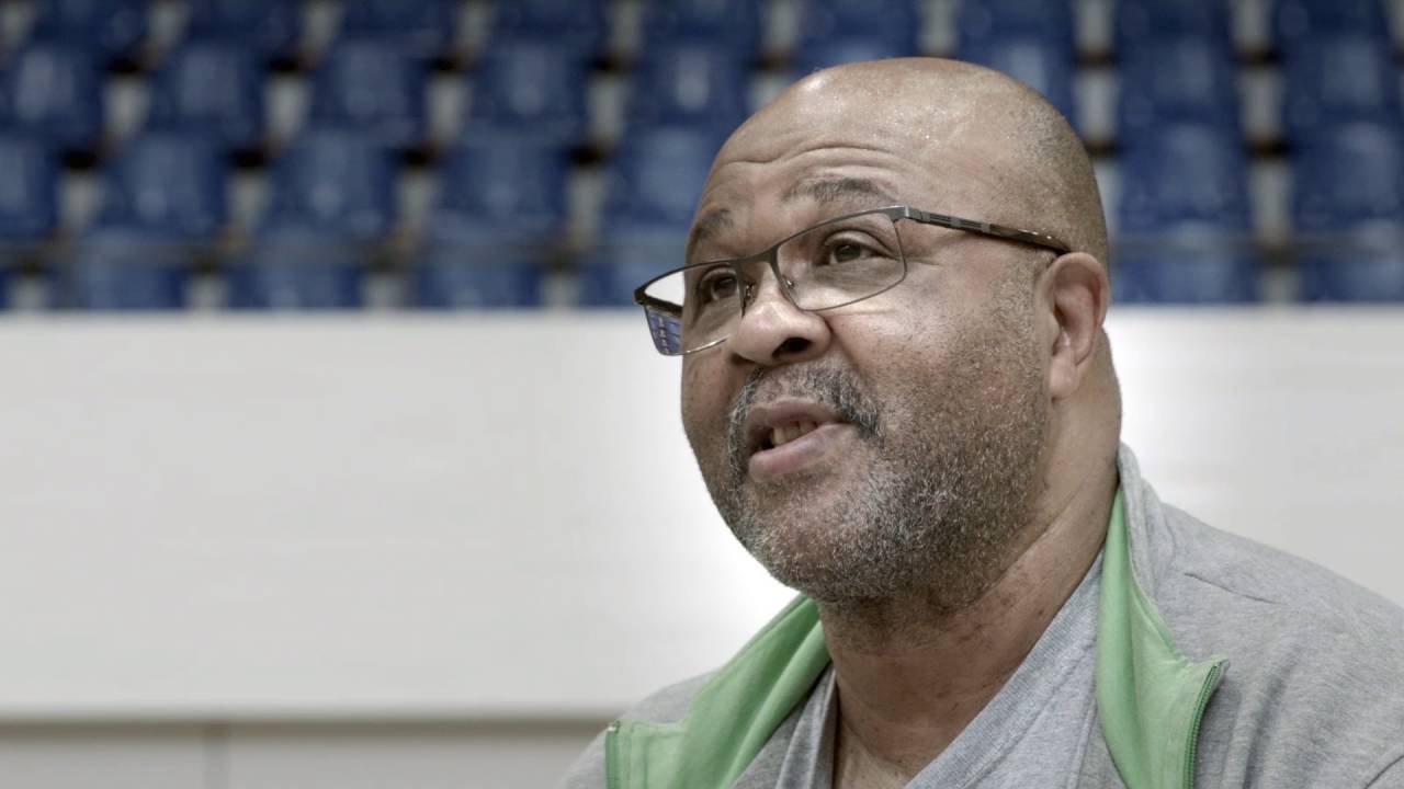 KTP-Basket legenda - Larry Pounds - YouTube