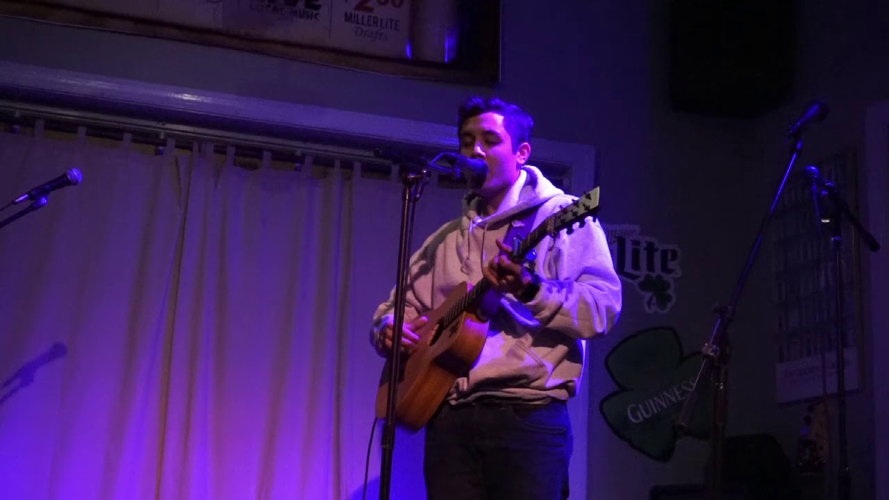 "Closer" - Brandon McCall (Cover) (LIVE @ Colonial Taverns) - YouTube