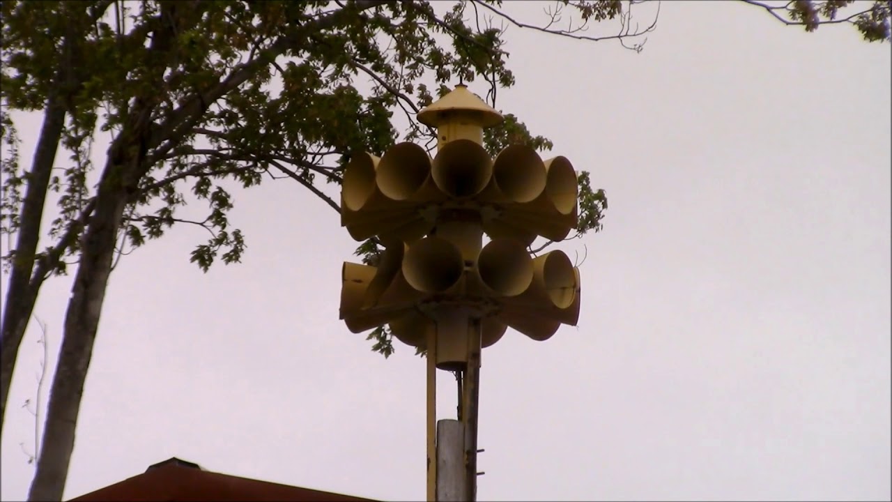 Federal Signal 2T22 Noon Siren | New Bavaria, OH. - YouTube
