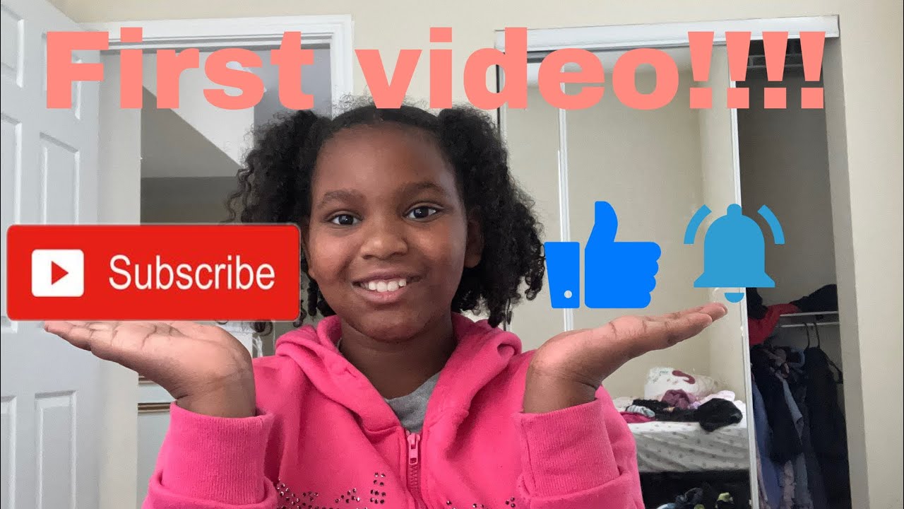 My first video/15 facts about me - YouTube