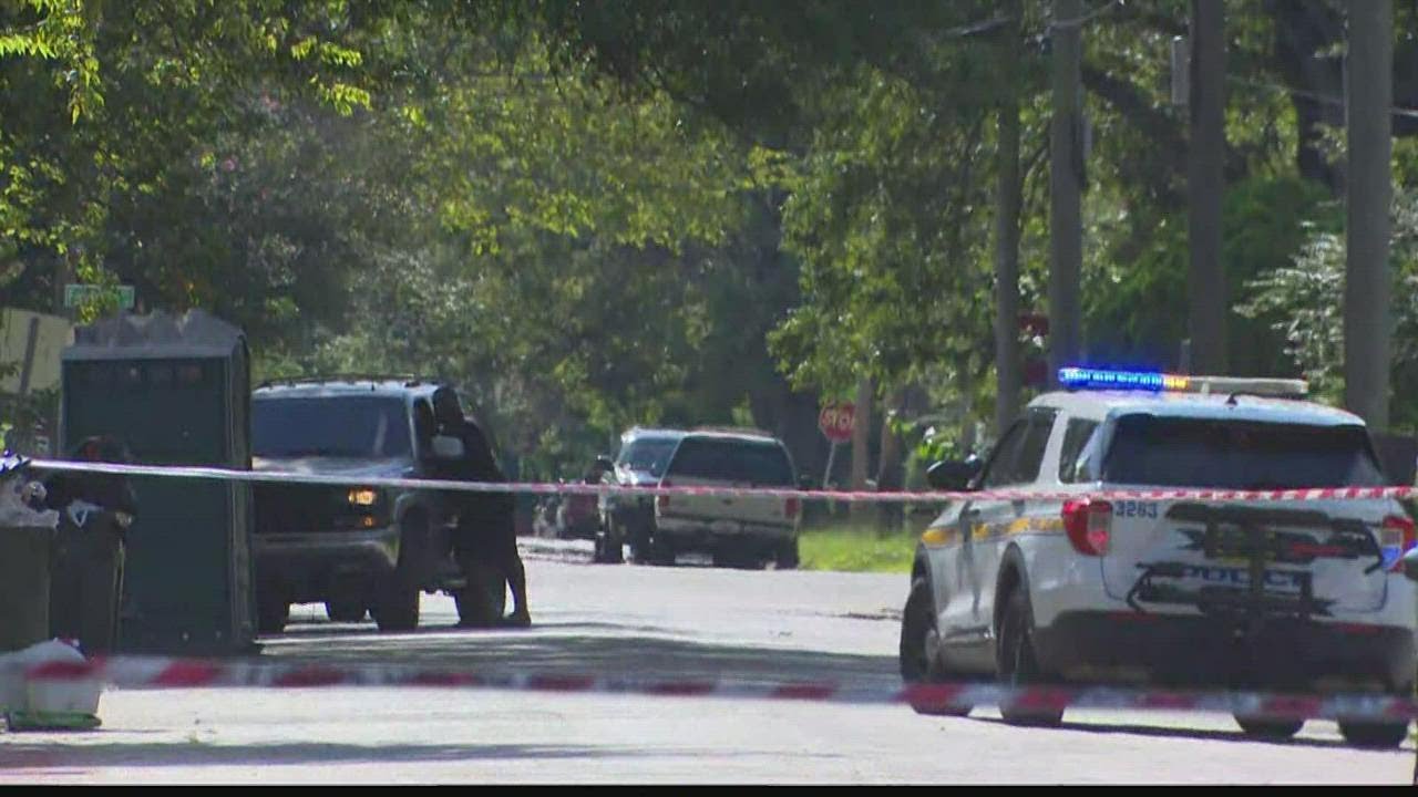 Body found in Jacksonville's Moncrief neighborhood - YouTube