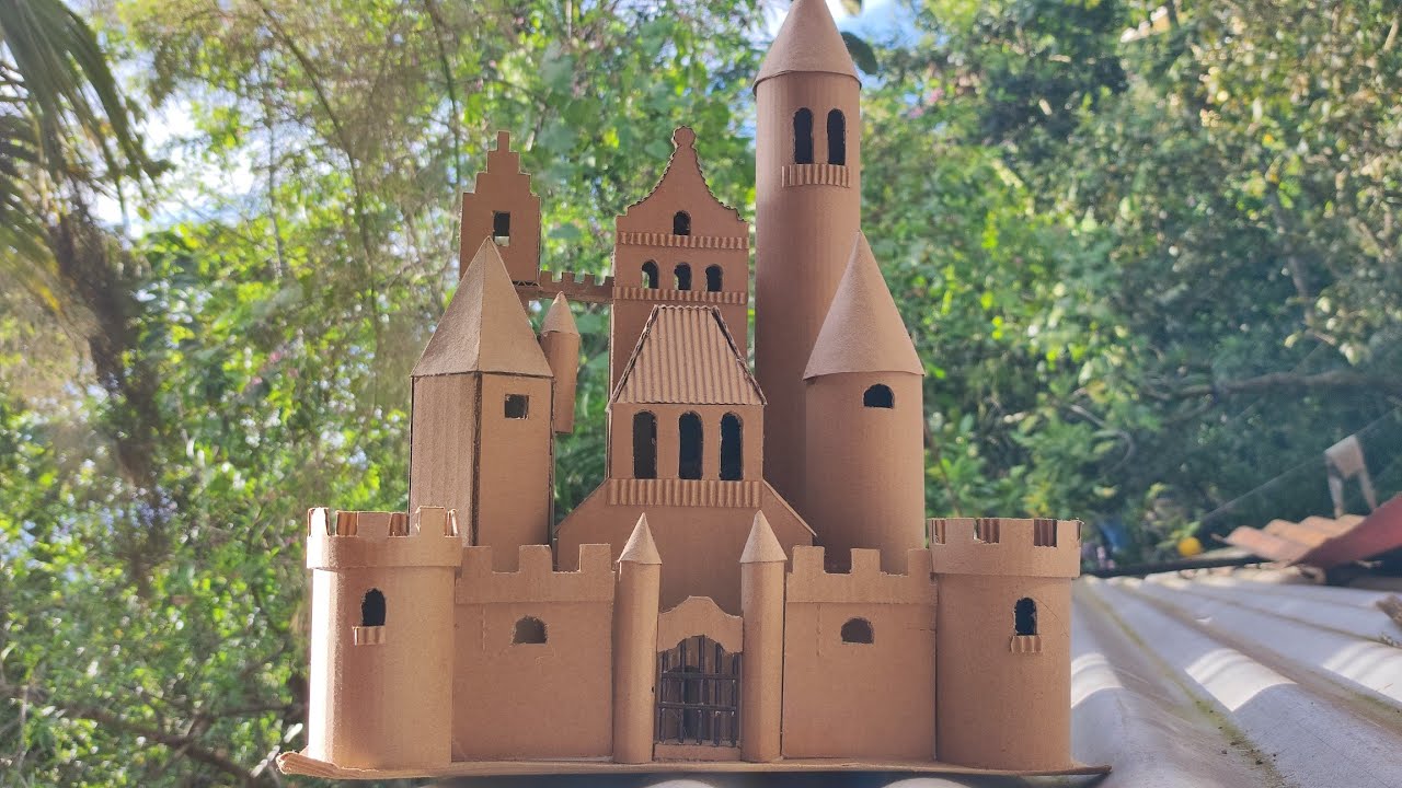 Como hacer un castillo de cartón paso a paso - YouTube