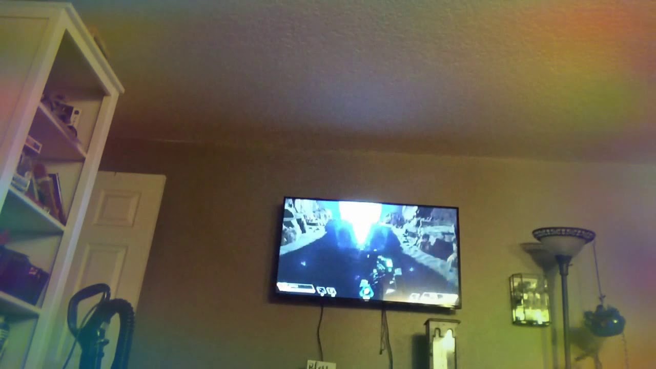 Hey guys first video! - YouTube