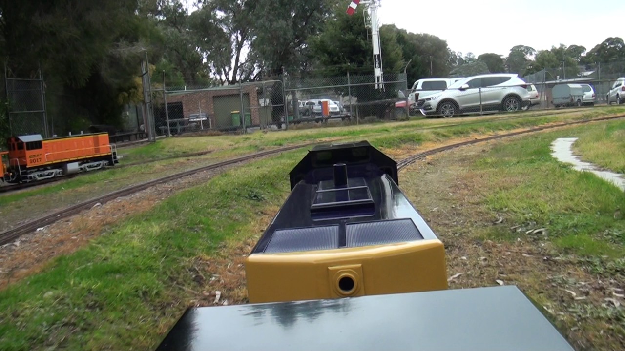VR Y Class 7.25" Locomotive at Mooroolbark Miniature Railway - YouTube
