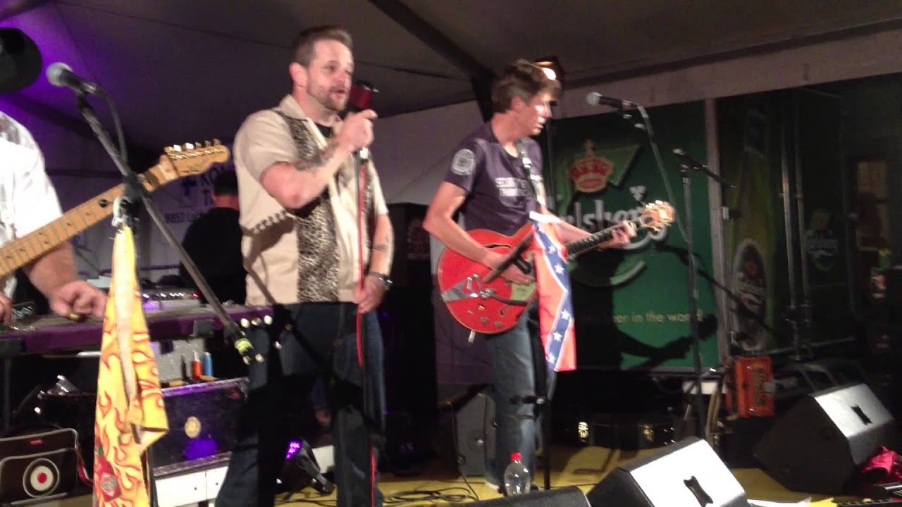 The Rubbernecks - Rockin'Country Showband from Switzerland - YouTube