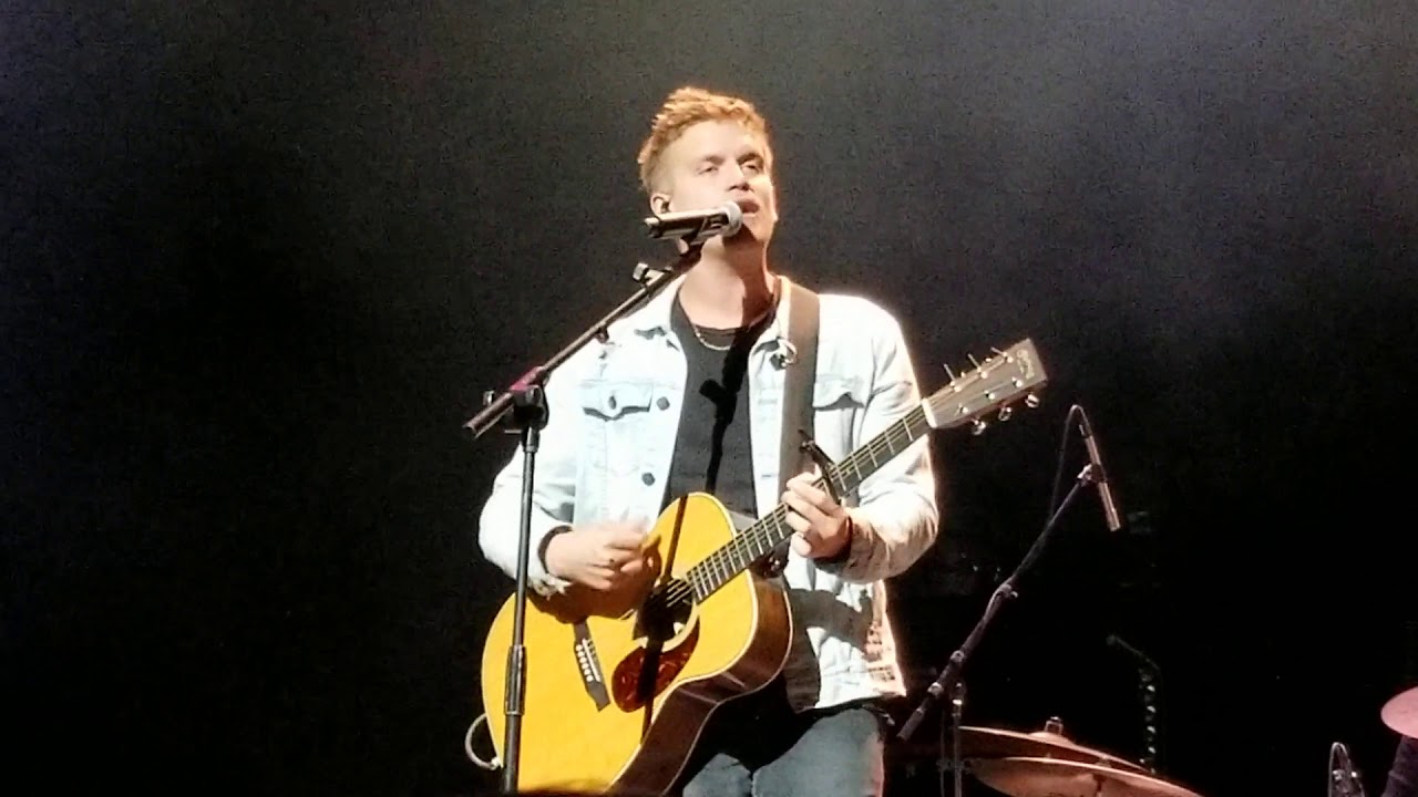 Levi Hummon- I Still Do- Madisonville Ky 2019 - YouTube