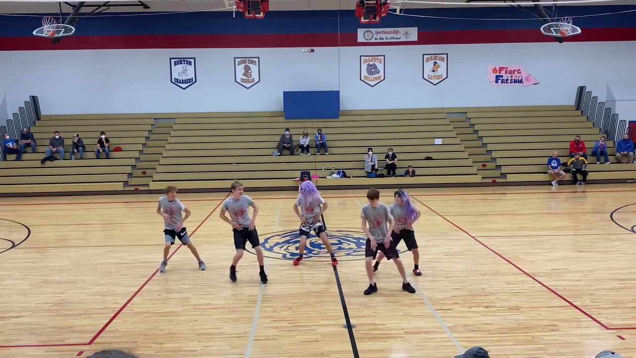 Oskaloosa Bear Bash 2020 - YouTube