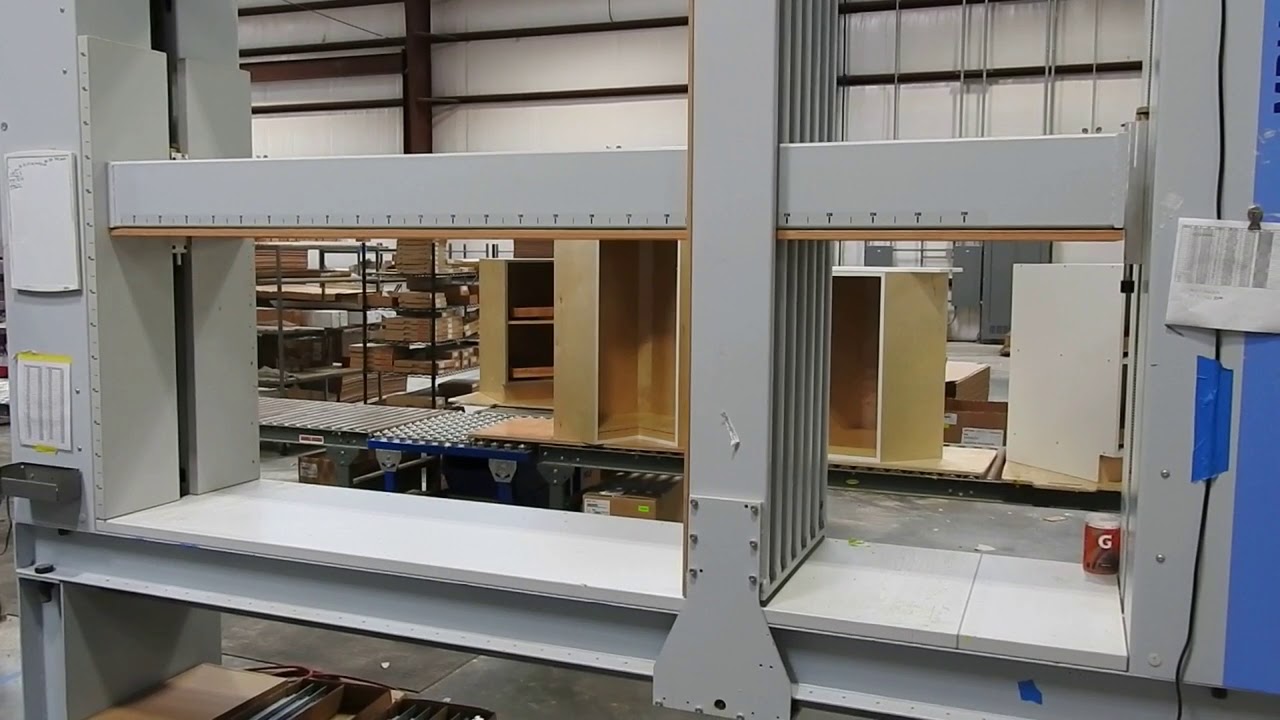 Homag Case Clamp - YouTube