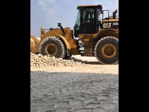 Cat 950 L - YouTube