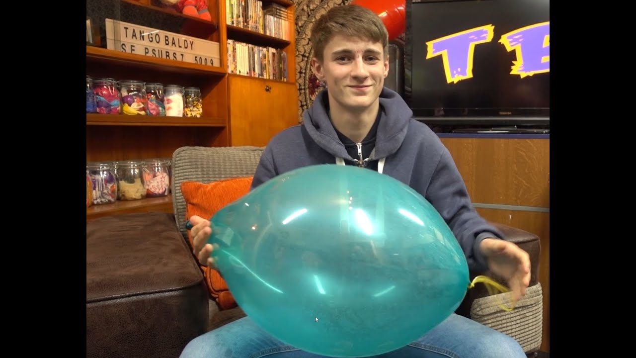 Bursting Water Sprayed Balloon Fail Tangobaldy™ - YouTube