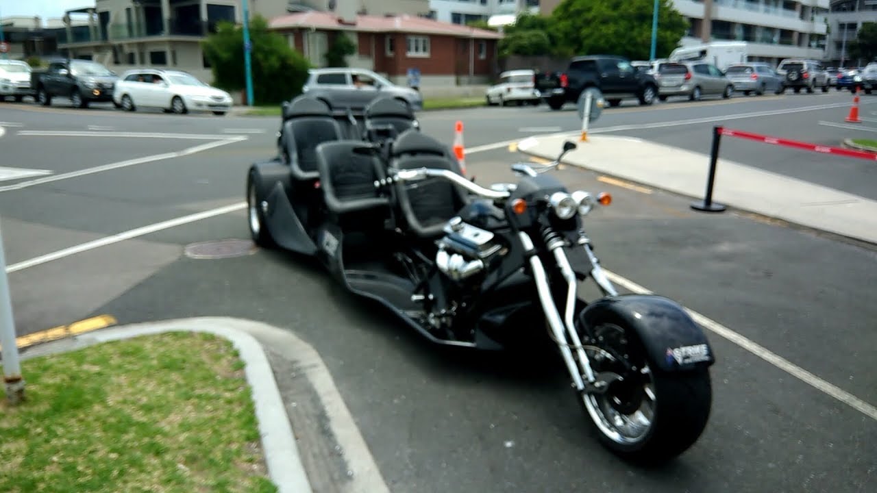 MOTOR RODA TIGA HARLEY - YouTube