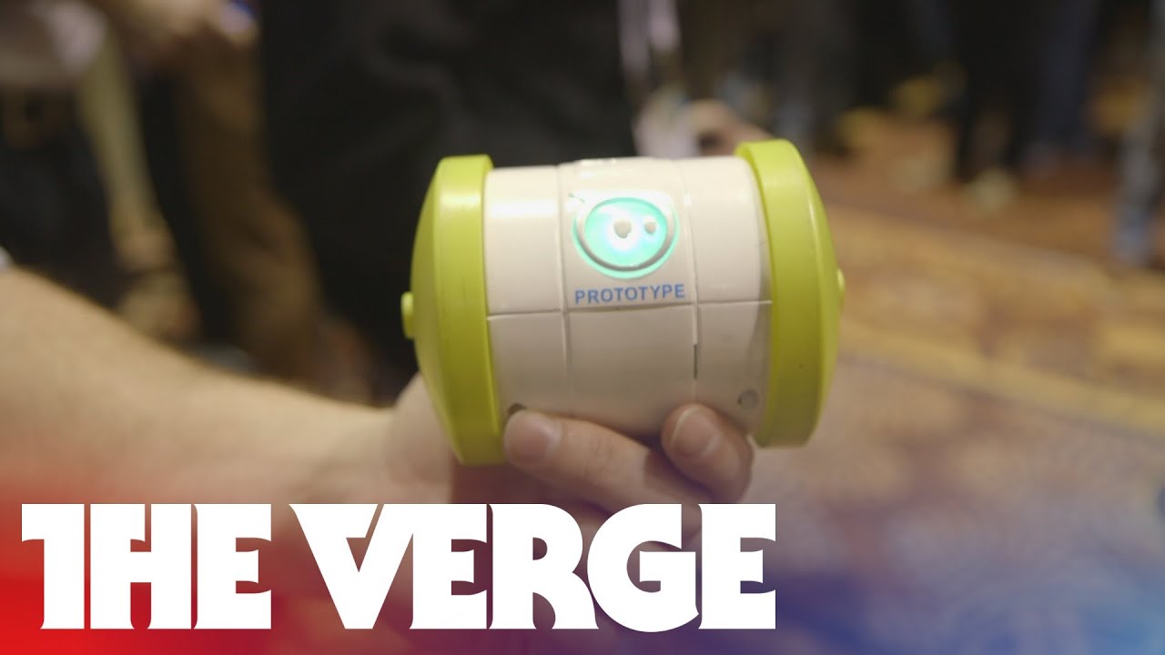 Hands-on with the Orbotix Sphero 2B - YouTube