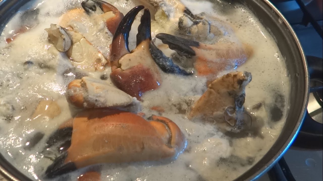 Cooking zombie crabs. - YouTube