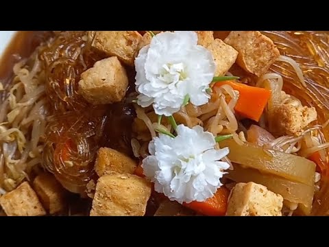 Ginisang Togue with Tokwa at Sotanghon - YouTube