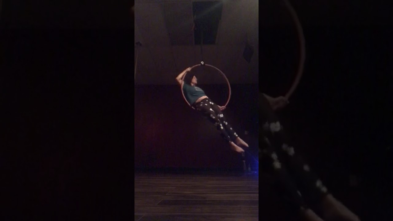 Lyra tricks sequence - YouTube