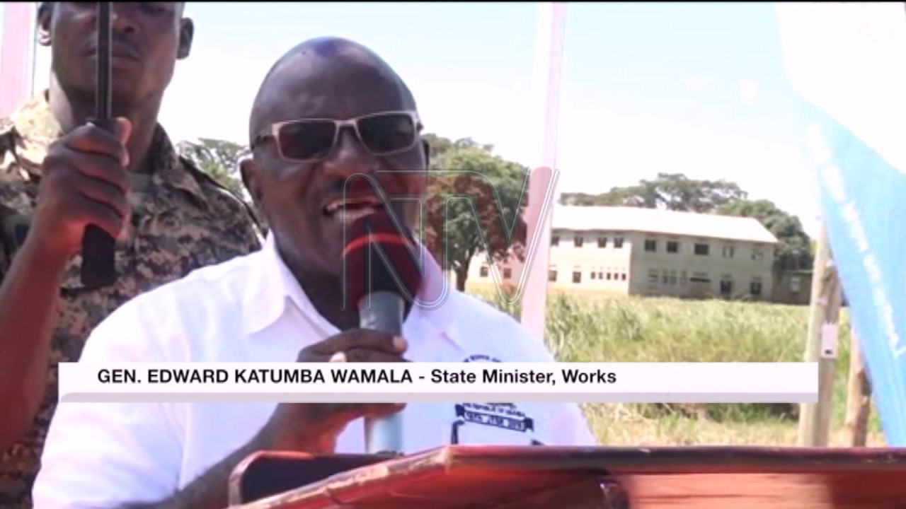 Gen Katumba Wamala commissions Gulu roads - YouTube