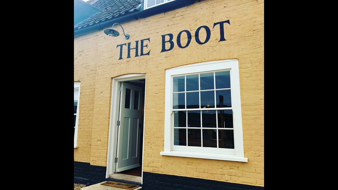 The Boot A lovely English pub in Suffolk, England - YouTube