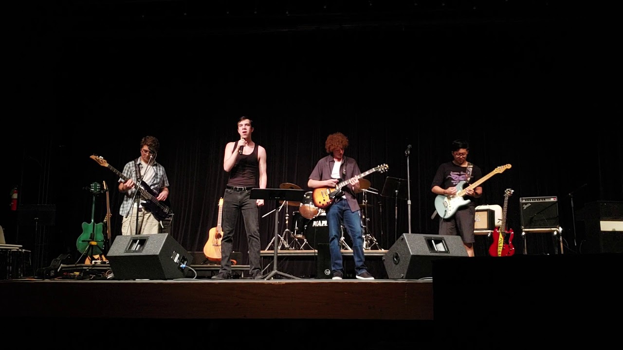 We are the Champions - Hey Jude at PV - YouTube