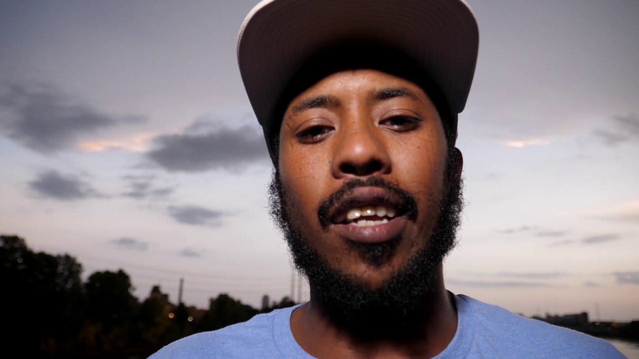 DEEQ ABDI: BORN & BRED - YouTube