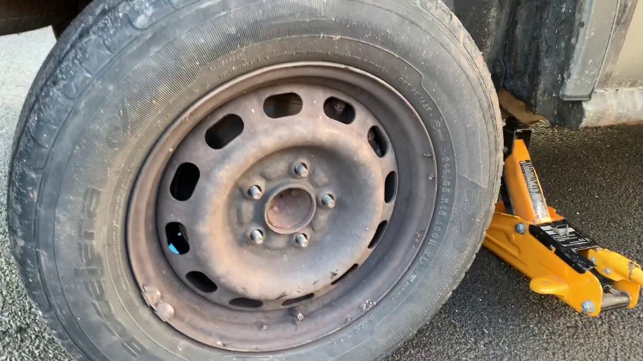 How to remove a really stuck or siezed wheel using a brake disc puller ...