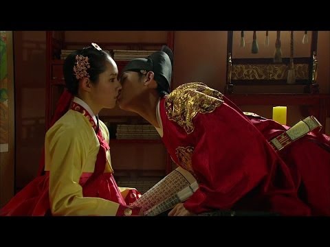 【TVPP】Kim Soo Hyun - Hold On To Pure Love, 김수현 - 구중궁궐 꽃밭에서 순정을 지켜온 훤 @ Moon Embracing the Sun