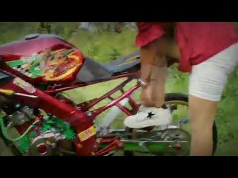 CEWEK HOT VIXION CELANA KETAT JANGAN DI BUAT COLI YA GAYS 😁