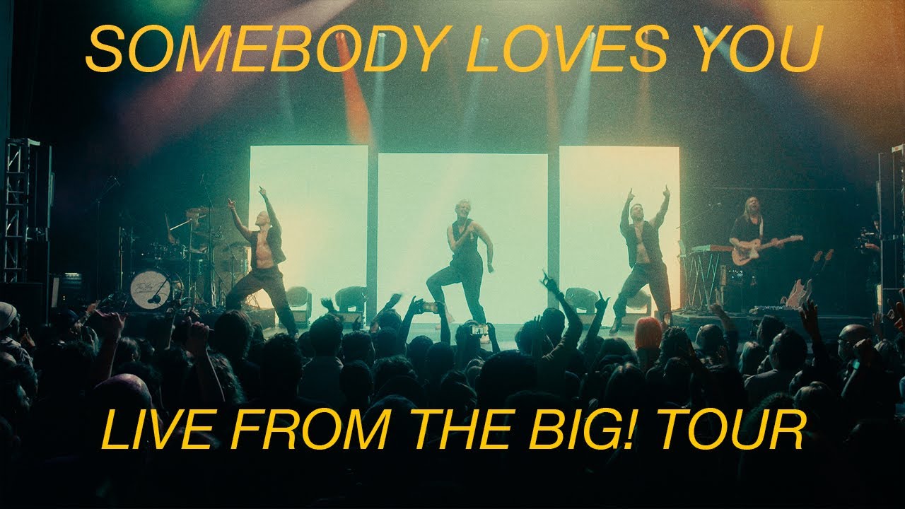 Betty Who - Somebody Loves You (Live From The BIG! Tour) - YouTube