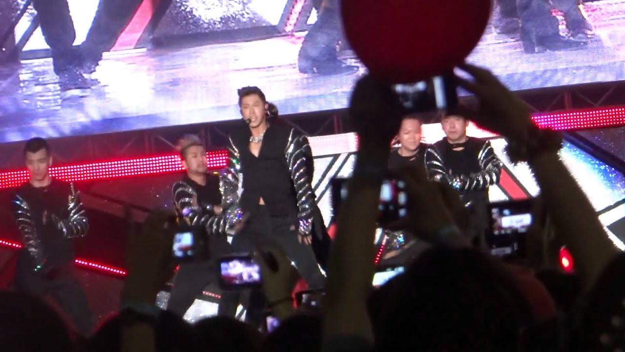 TVXQ Catch Me @ Gangnam Festival - YouTube