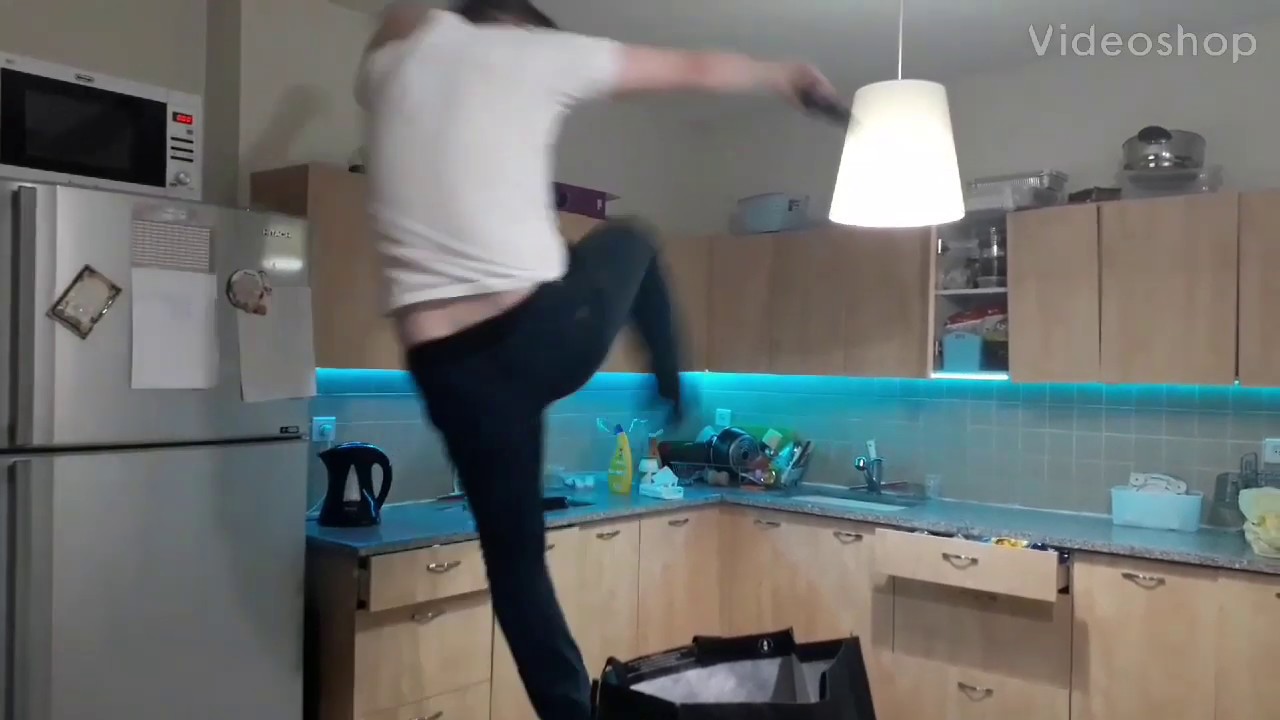 slow mo jump - YouTube