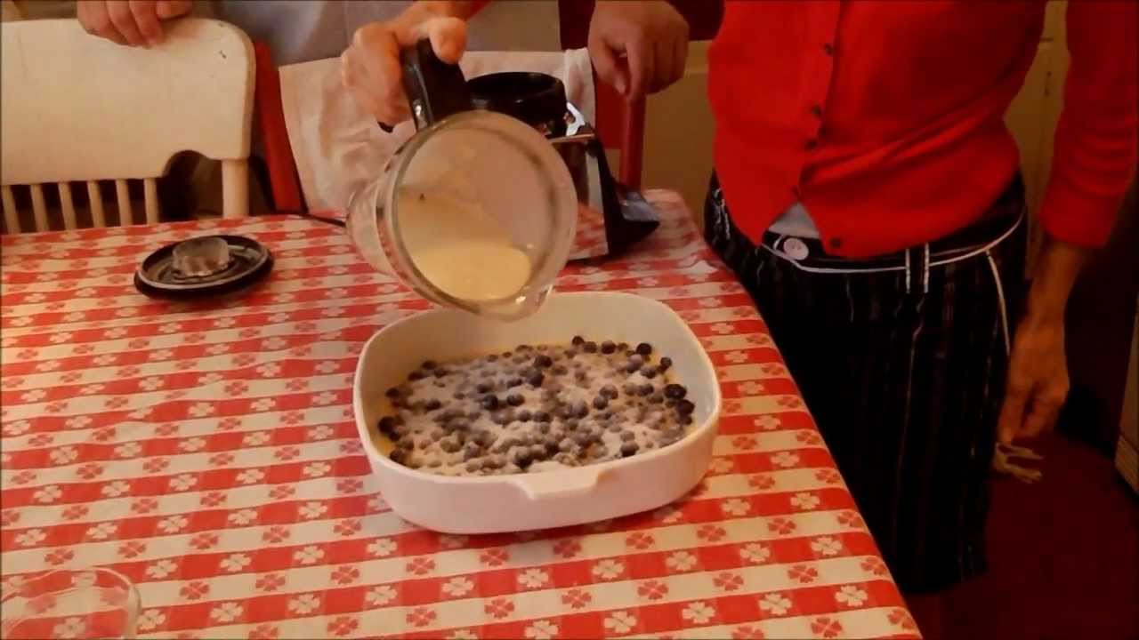 Making Blueberry Flan - YouTube