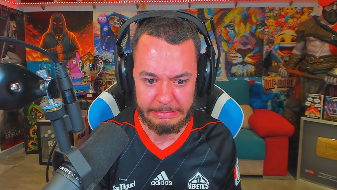 THE GREFG ESTALLA CONTRA LA SERIES X EN DIRECTO POR UN DESCUIDO FRUTO ...