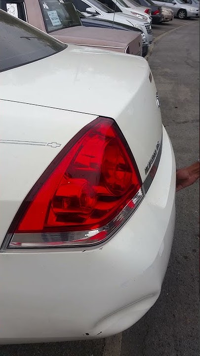 chevy impala resilient sounds gold 15s on taramps smart 3k killin the trunk - YouTube