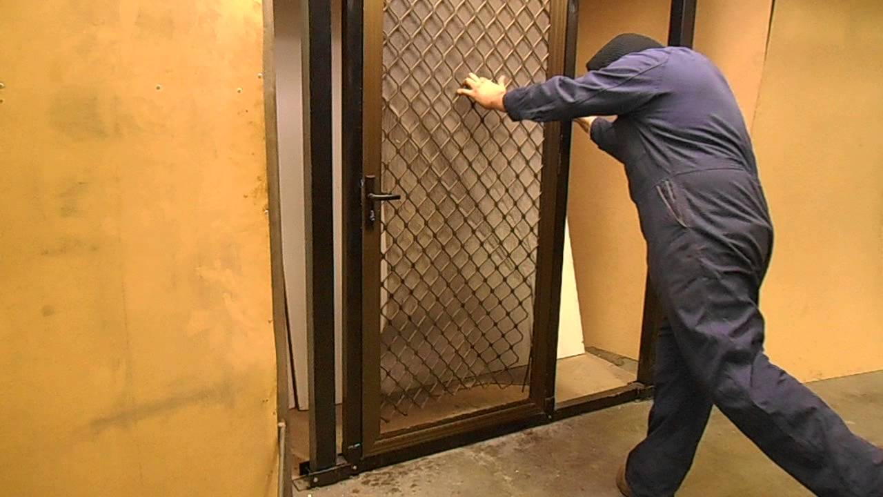 Real Life Attack - Aluminium Door - YouTube