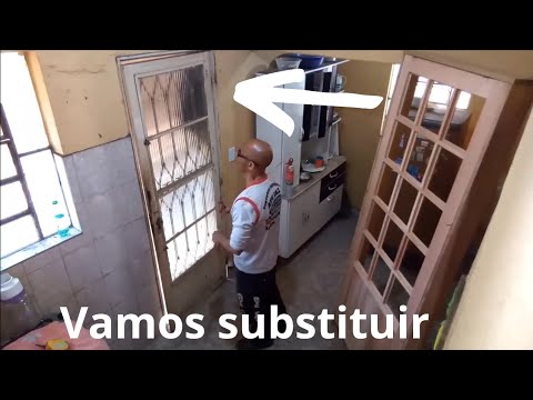 instalando batente ou portal com porta com espuma expansiva - YouTube