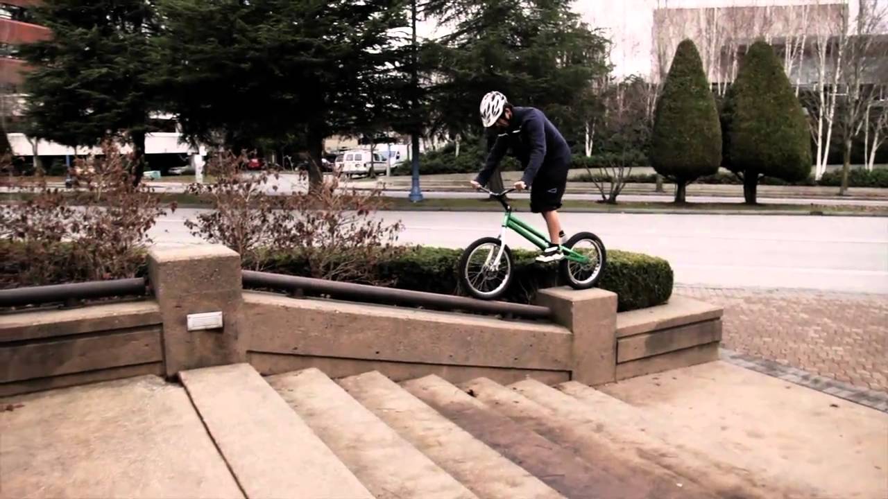 trials biking with no brakes - YouTube