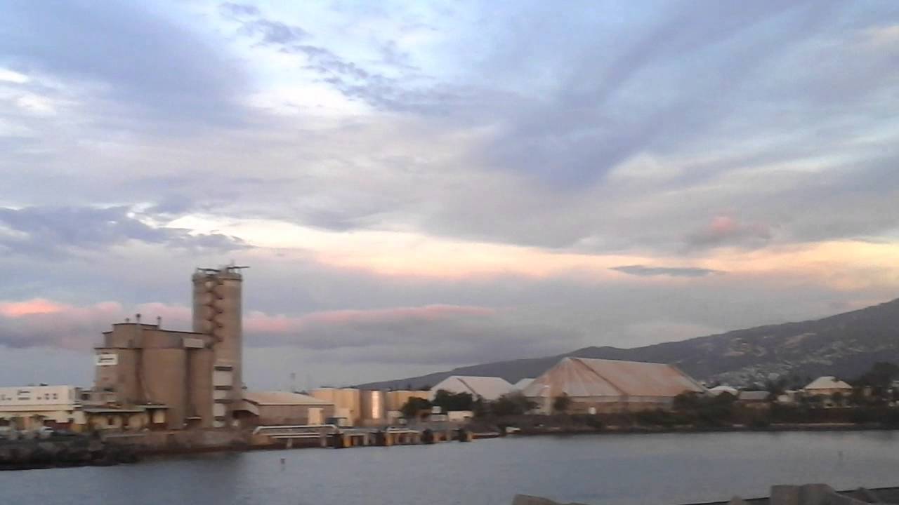 Pont de la Rivière des Galets Réunion. - YouTube