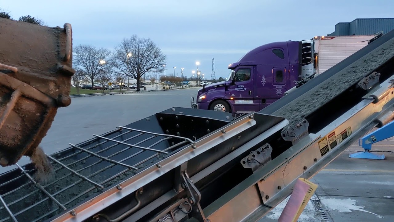 placing concrete inside the Harris Teeter distribution center with a ...