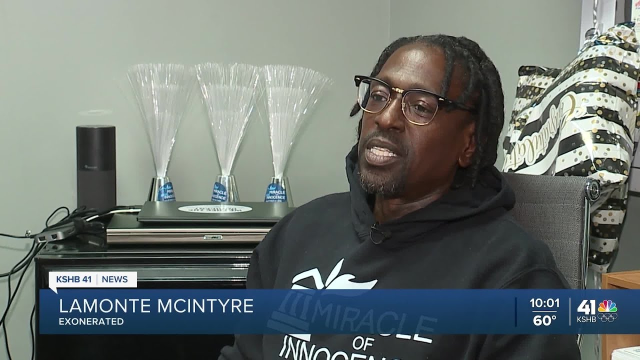 Lamonte McIntyre reacts after former prosecutor surrenders law license ...