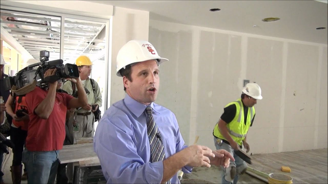 Video Tour Of USC's John McKay Center (Part I) - YouTube