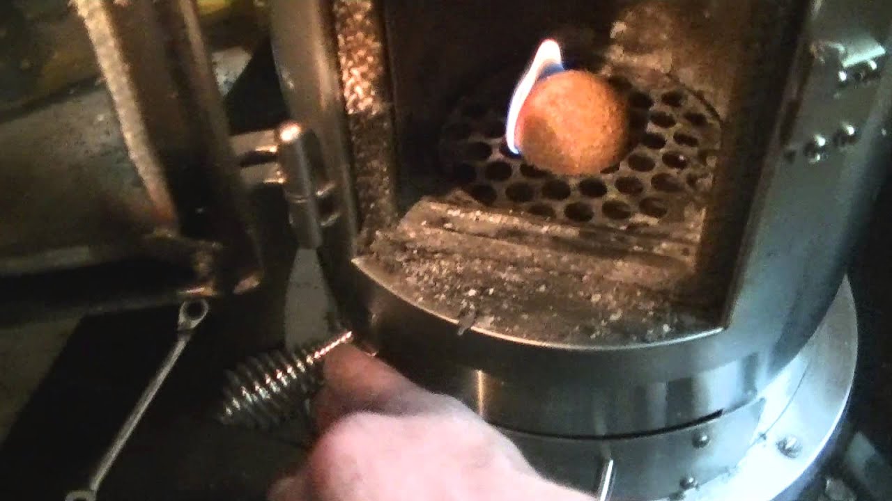 Cleaning out the ash and starting up Kimberly - YouTube