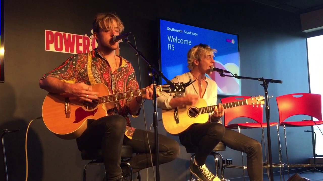 R5 "Slow Hands" Cover Atlanta 96.1 Southwest Soundstage - YouTube