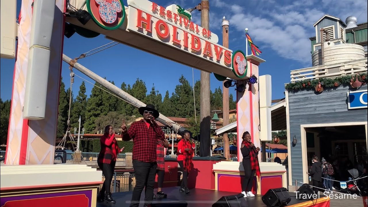 The Mistletoes Celebrating Kwanzaa & Christmas - Festival of Holidays ...