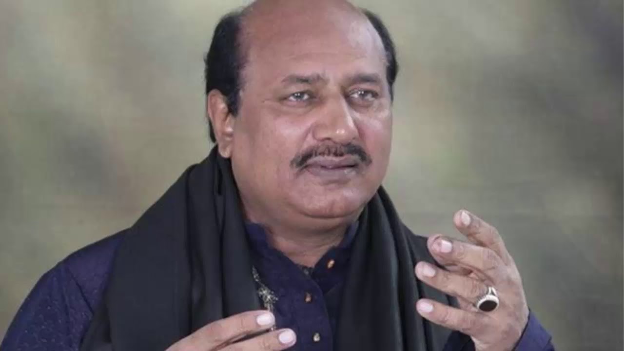 Urdu Song Khush Khush Hoto To Chand Sa Chehra Lagta Ha | Radio Pakistan ...