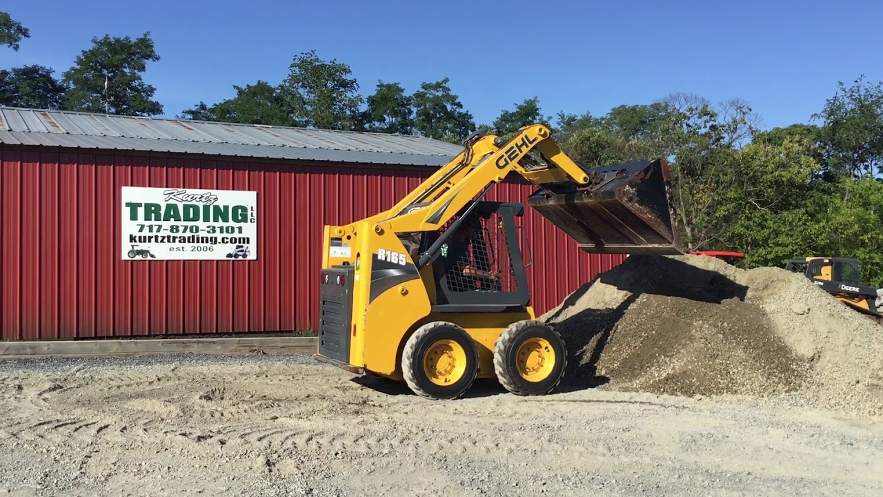 GEHL R165 SKID STEER - YouTube